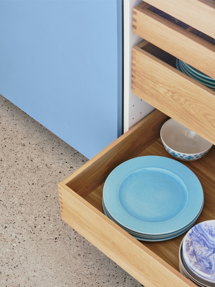 Kitchen with MATCH fronts & marble countertop | Reform