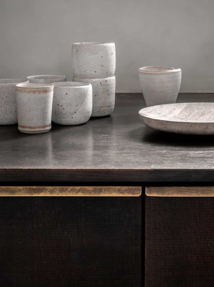SURFACE kitchen doors and countertop in smoked oak | Reform