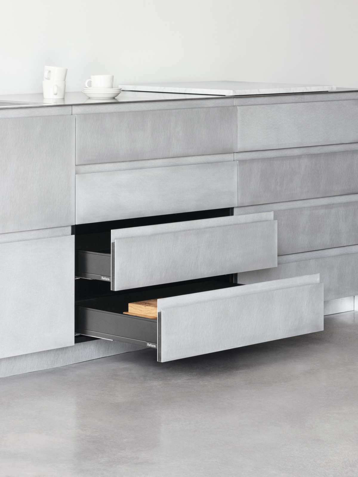 Reform - Kitchens - Drawers - STEEL drawers